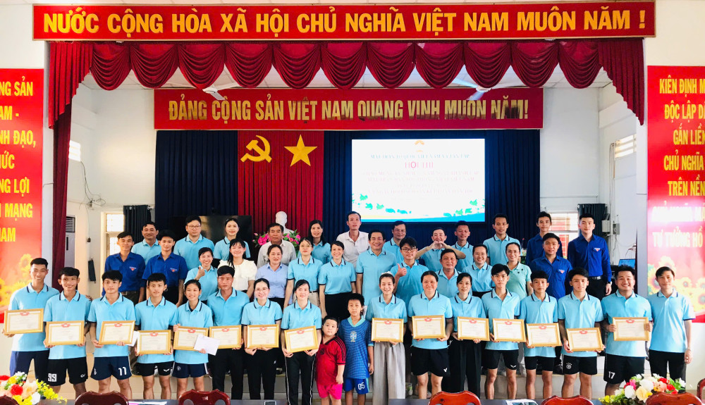 Xã Tân Tập, Phước Vĩnh Tây: Tổ chức các hoạt động Ngày hội Đại đoàn kết toàn dân tộc
